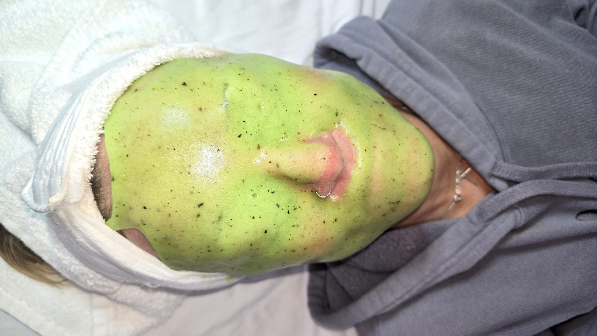 What Is a Jelly Mask? Complete Guide to Facial Treatments